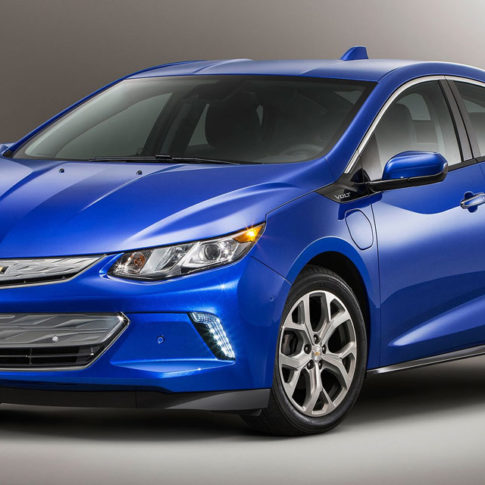 Hybrid Electric Chevy Volt Arrives at Cedar Rapids Dealer
