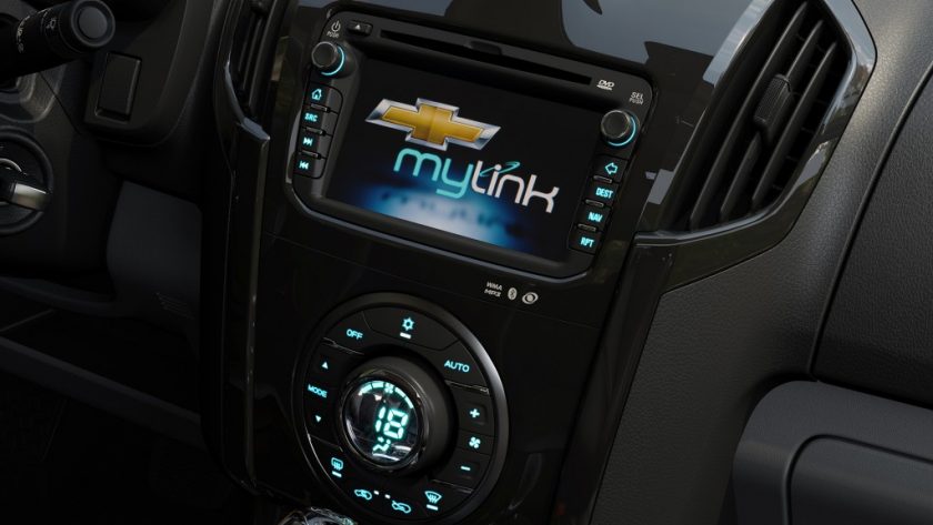 How to Use Chevrolet MyLink with Apple CarPlay and Android Auto ...